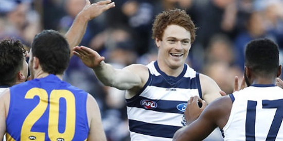 Deakin researchers show why team-work in Aussie Rules wins | Deakin