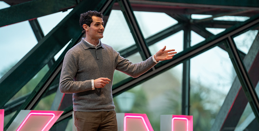 Deakin’s graduate researchers shine at 2025 3MT/VYT Grand Final