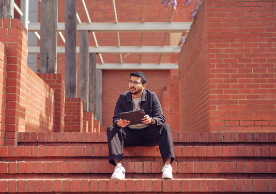 What is an ATAR and how is the ATAR calculated using VCE scaling?